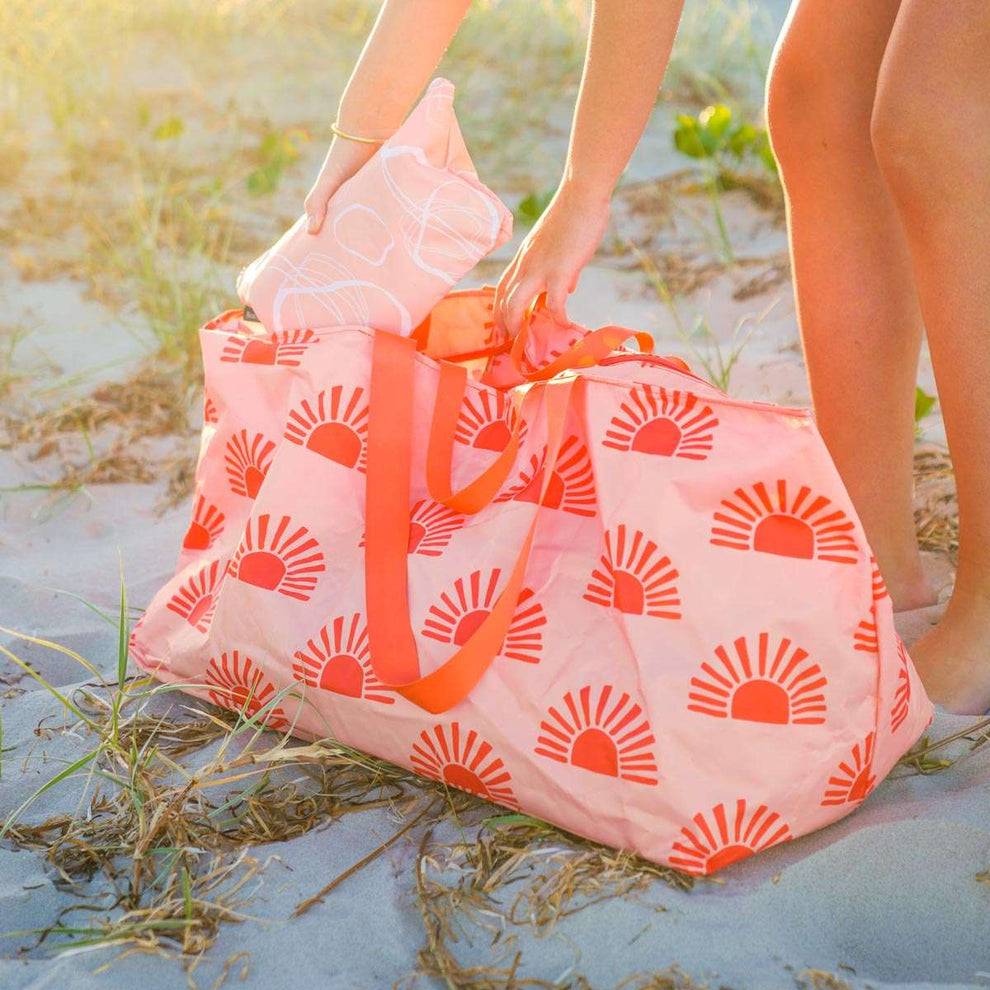 Water-Resistant Extra-Large Beach Bag with Zipper - Sunny Days – Beachy ...
